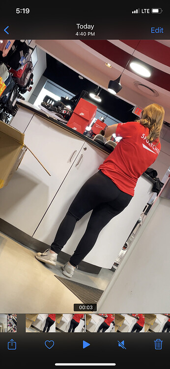 Sportchek massive round mound of ass - Spandex, Leggings & Yoga Pants ...
