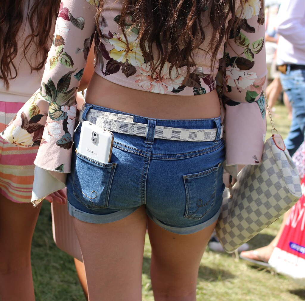 Cute Teen In Denim Shorts - Short Shorts & Volleyball - Forum