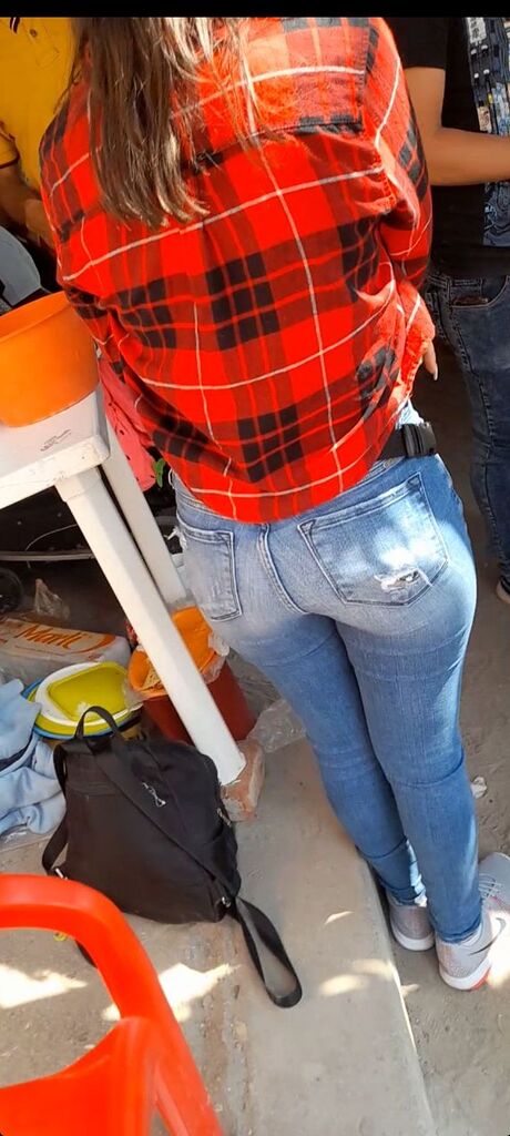 Delicious Booty Teen Beautiful Face Tight Jeans Forum