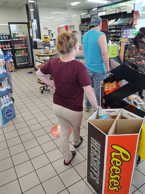 Girl In A Gas Station Tight Jeans Forum