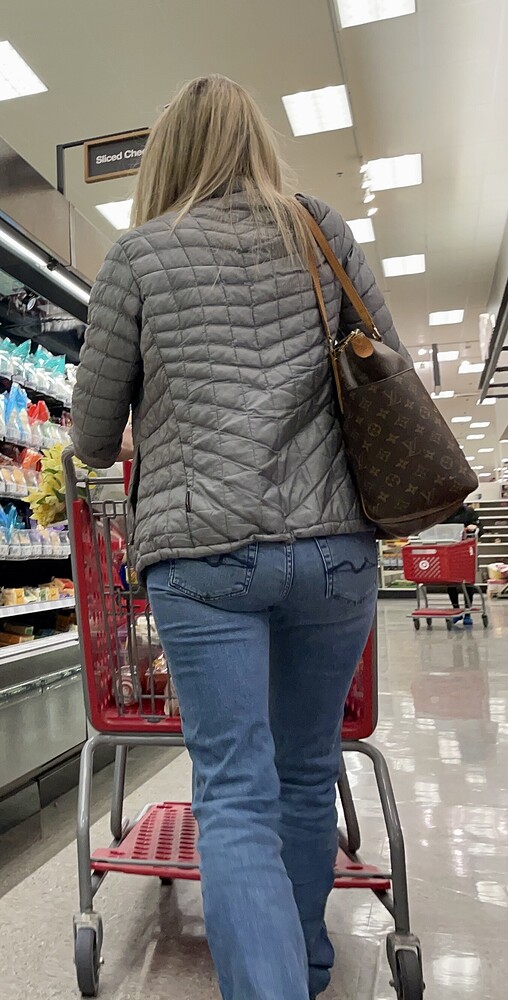 Packed in Jeans - Tight Jeans - Forum