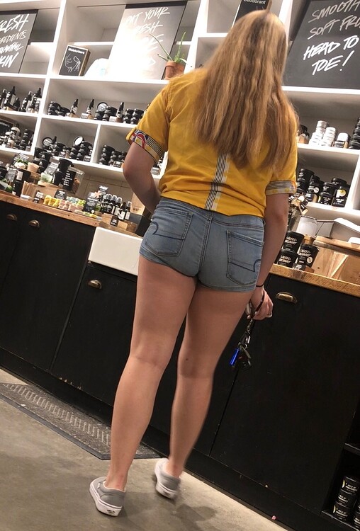 Thick Chubby Teen Tight Booty Shorts Short Shorts And Volleyball Forum 5039