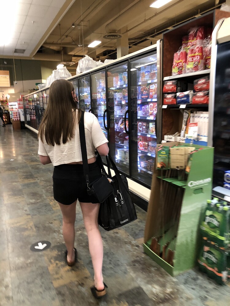 Grocery store - Short Shorts & Volleyball - Forum