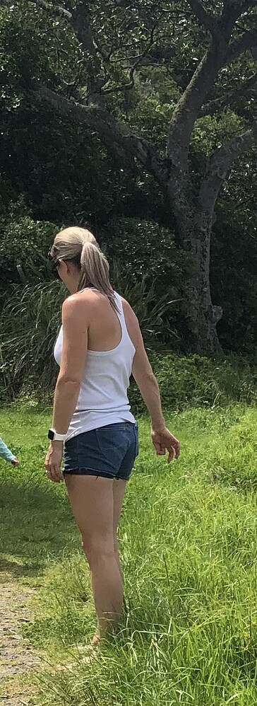Blonde MILF at the beach - Short Shorts & Volleyball - Forum