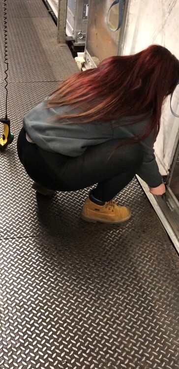 Sexy Coworker With Bubble Butt Spandex Leggings And Yoga Pants Forum