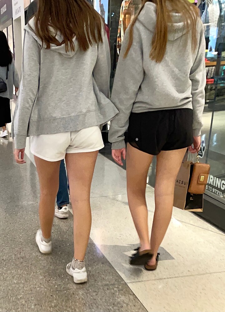 White shorts VPL - Short Shorts & Volleyball - Forum