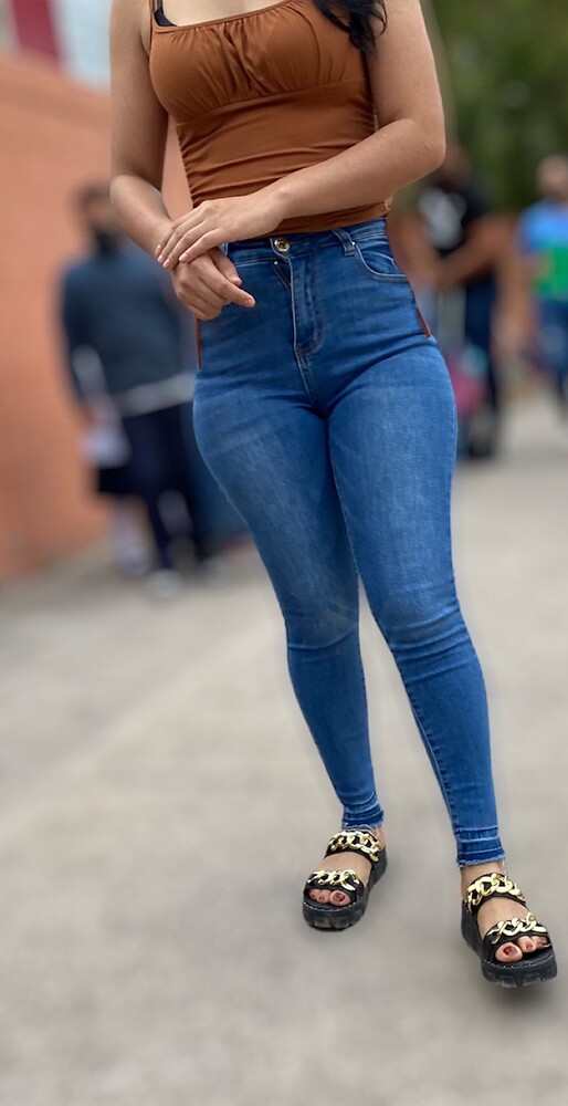 Exquisita señora - Tight Jeans - Forum