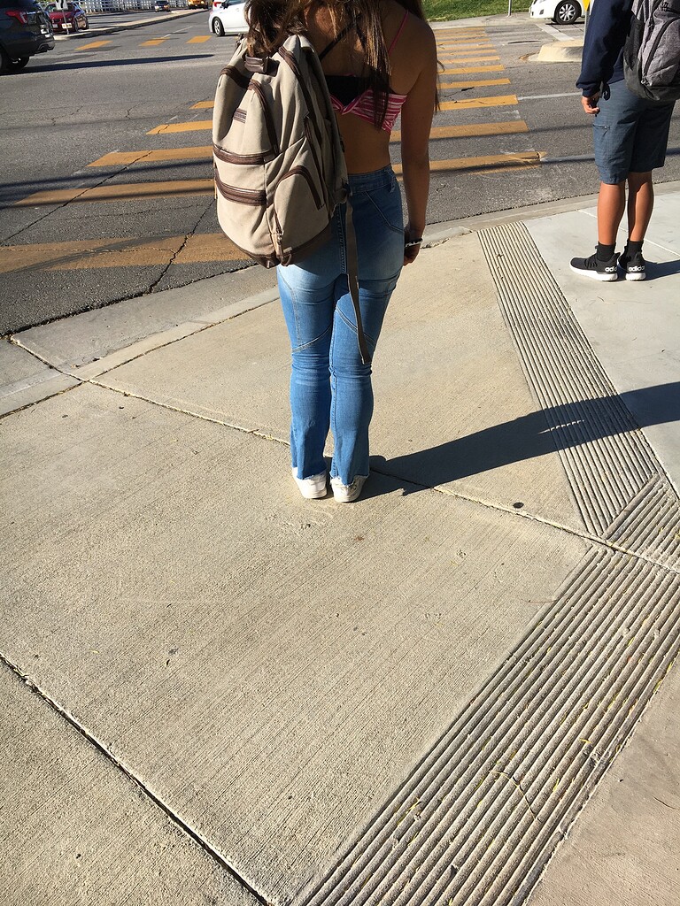 Beautiful Girl In Tight Pocketless Jeans Tight Jeans Forum