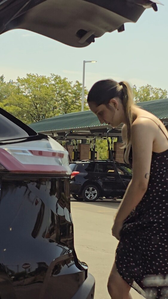 Carwash Cappin' 22 - boobs - Forum