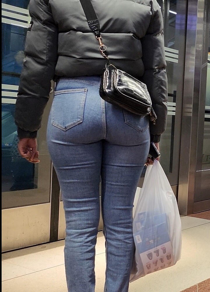 My best caps so far - PART 2 (first time uploading) - Tight Jeans - Forum