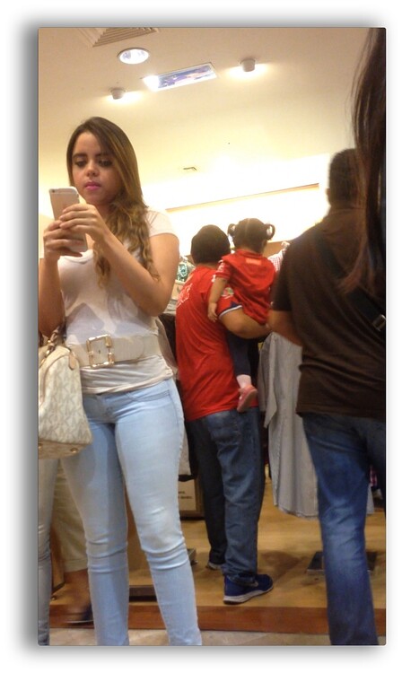 Pretty face delicious body! - Tight Jeans - Forum