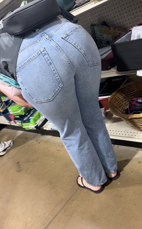 Milf In Jeans Soooo Good Tight Jeans Forum