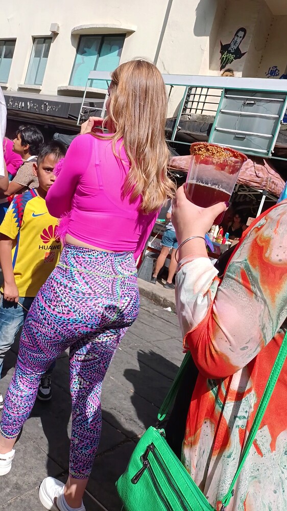 Hermosa 😍 con un rico 😋 culo - Spandex, Leggings & Yoga Pants - Forum