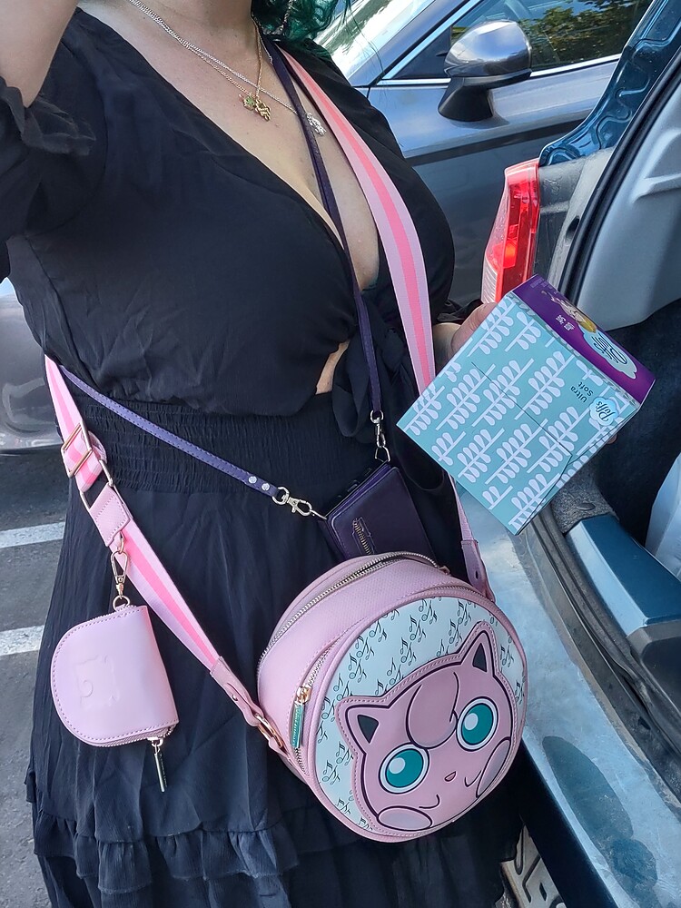 Sexy nerdy Mexican Tamale border in Walmart, Serious cleavage and ...