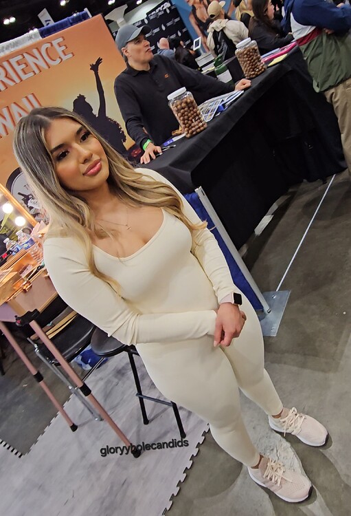 Stunning Fit Baddie π Oc Page 2 Spandex Leggings And Yoga Pants Forum