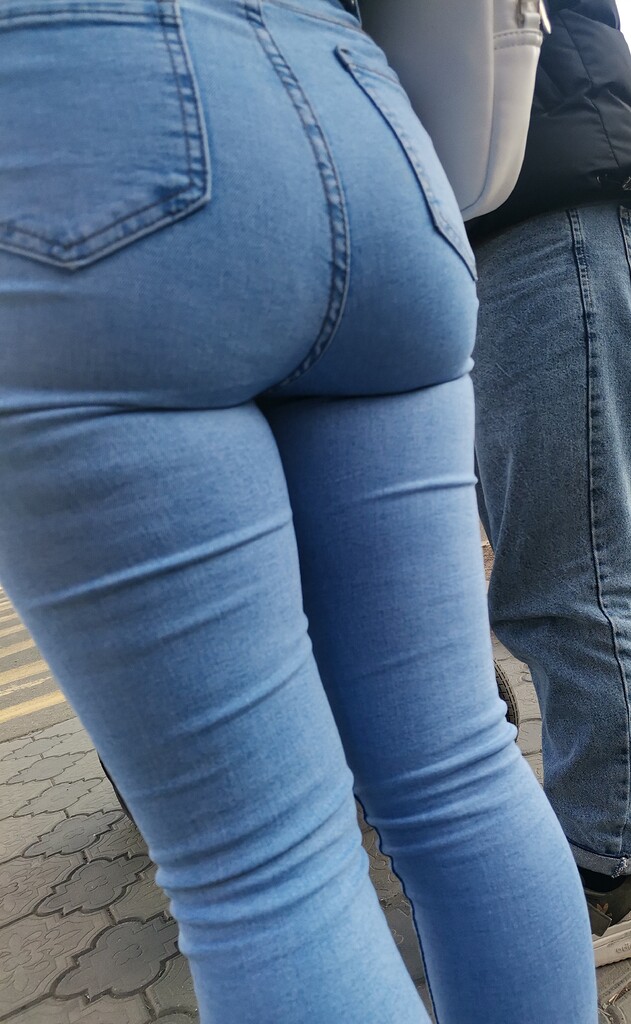 Armenian Beautiful Mom In Tight Jeans Video Tight Jeans Forum
