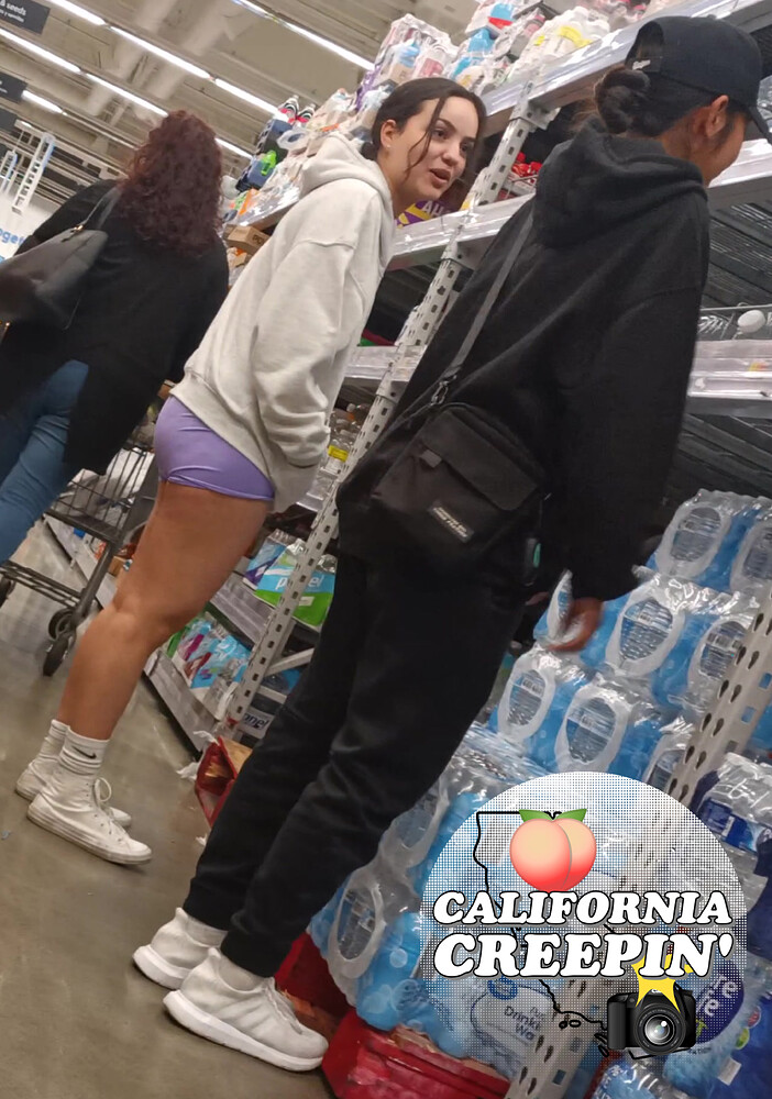 Cute PYT in purple shorts - Short Shorts & Volleyball - Forum