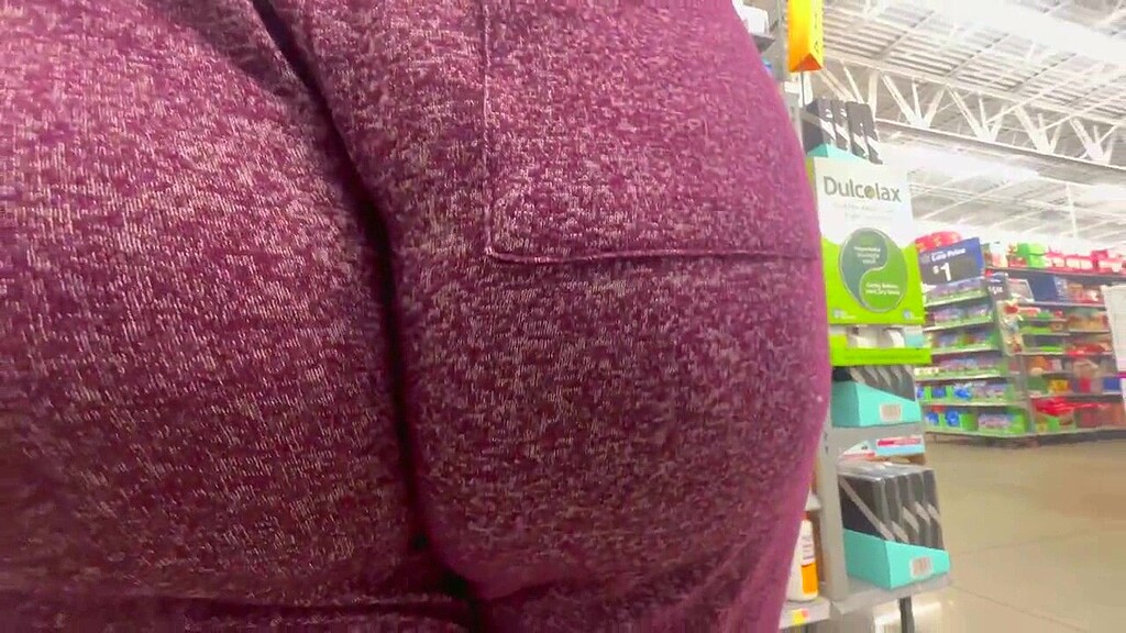 (NOT OC - PAWG With Deep Wedgie Close Ups - Vid) - bubble-butt - Forum