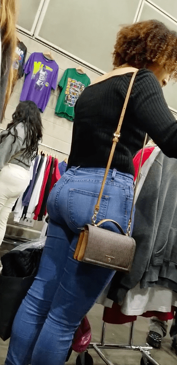 Nice Bubble Booty In Tight Jeans Tight Jeans Forum