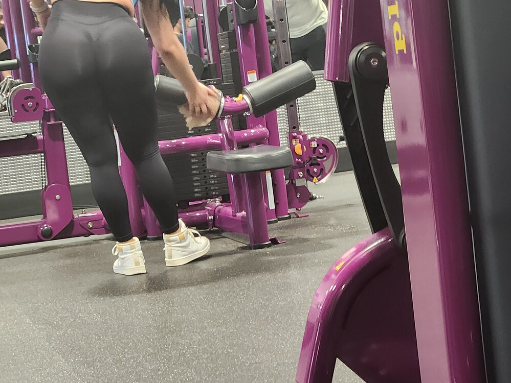 Gym Dumpy 10 ( New gym great asses) - Spandex, Leggings & Yoga Pants ...