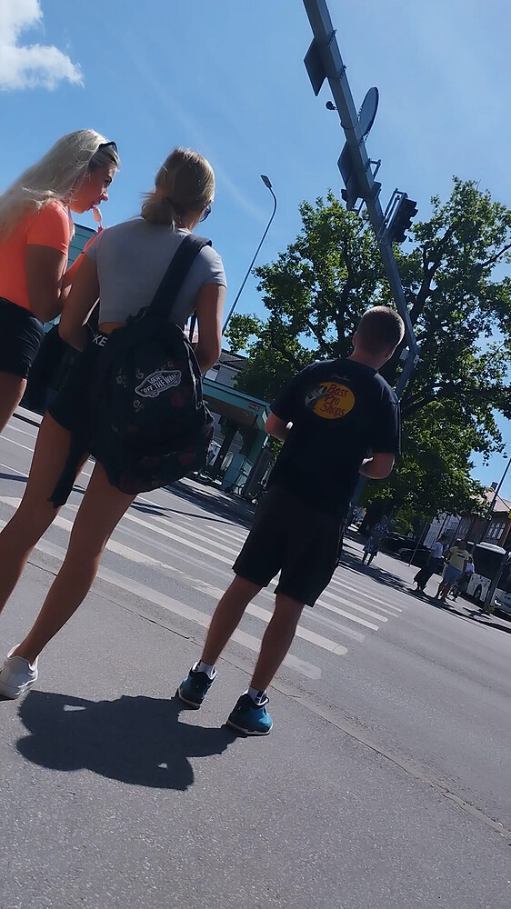 Teen Blonde Showing Cheeks And Sucking Skill Short Shorts And Volleyball Forum