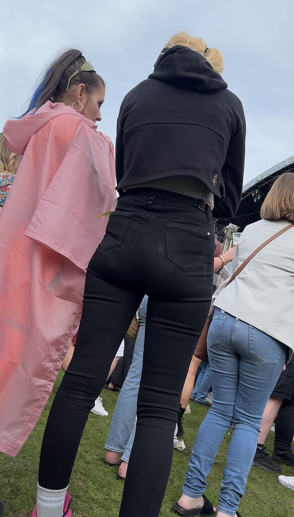 Tight festival jeans (Busted story) - Tight Jeans - Forum