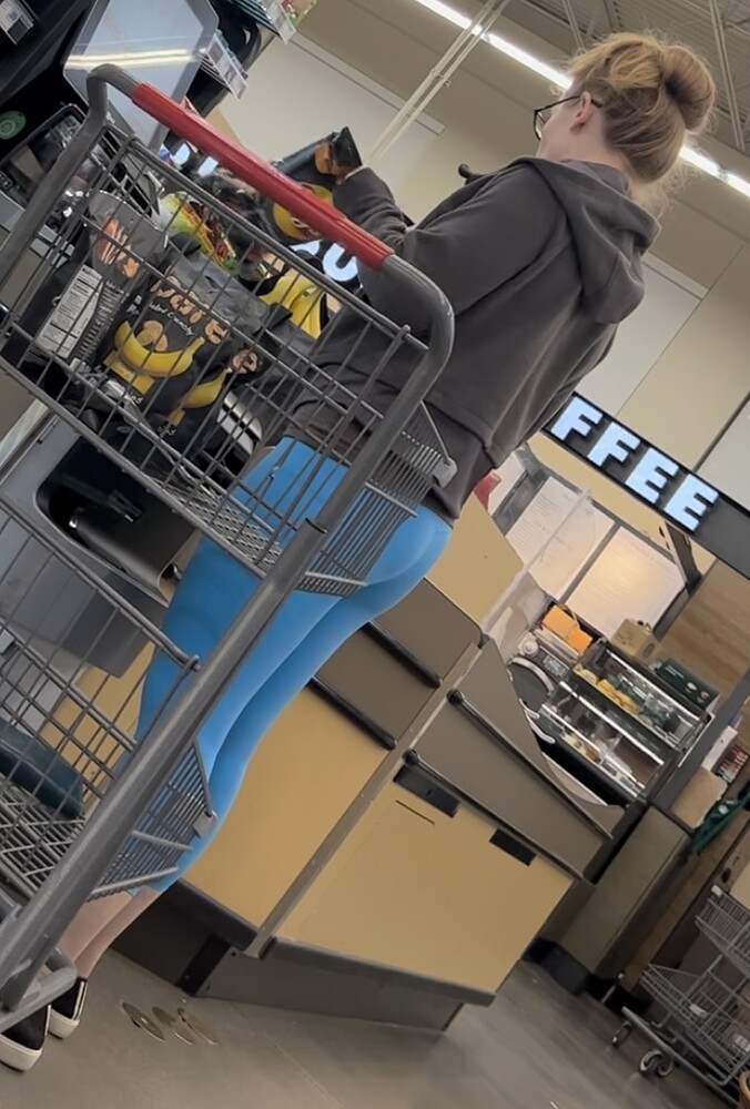 Butterface Mom from the store - Spandex, Leggings & Yoga Pants - Forum