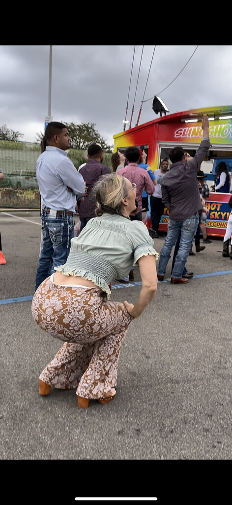 Patterned Jeans Squatting Oc Tight Jeans Forum