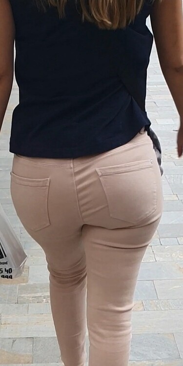 Hypnotic Tight Big Ass Move Gif Tight Jeans Forum