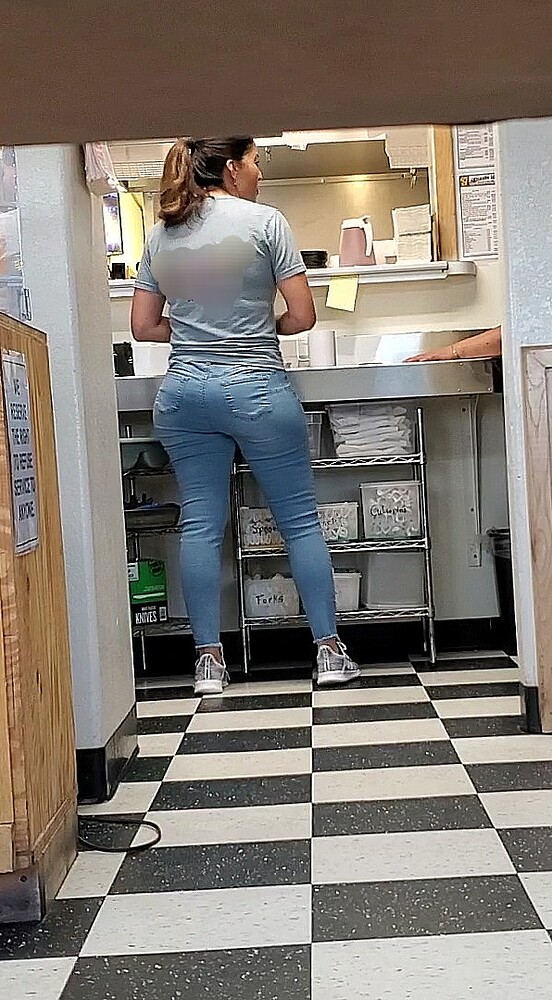 PURRFECT SLIM WAIST THICCC LATINA WAITRESS PT. 6 🥴🥴 - Tight Jeans - Forum