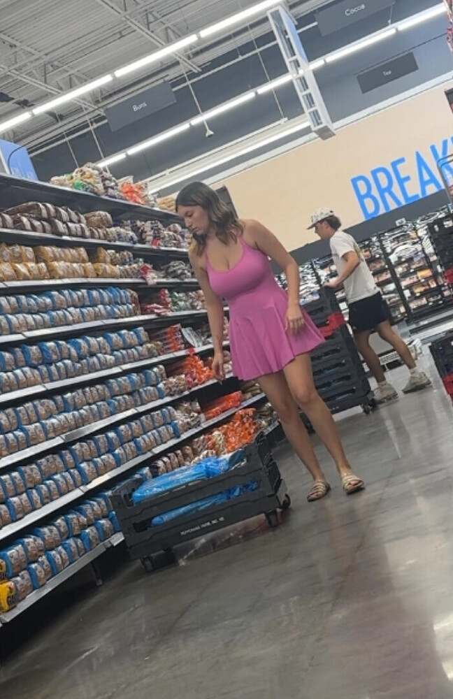 Big tits at Walmart - boobs - Forum