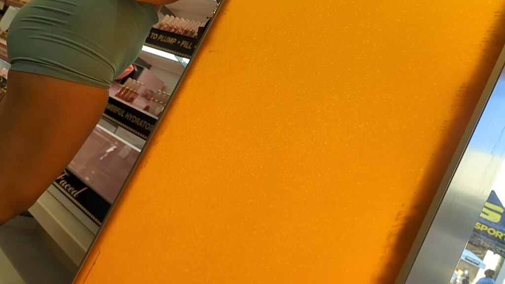 Cute PYT with Green Legging Shorts (OC) - Spandex, Leggings & Yoga Pants - Forum