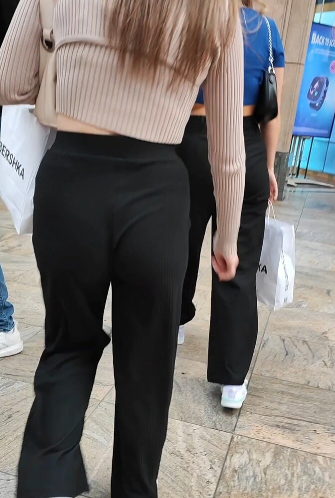 🇩🇪 Girls black pants OC Compilation - Spandex, Leggings & Yoga Pants ...