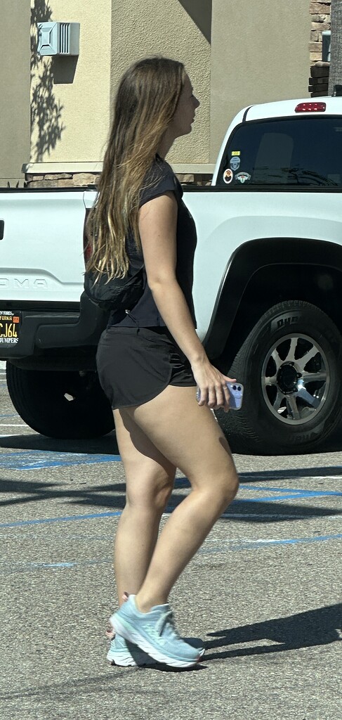 Beautiful college girl with amazing legs… I love when they smile at you ...