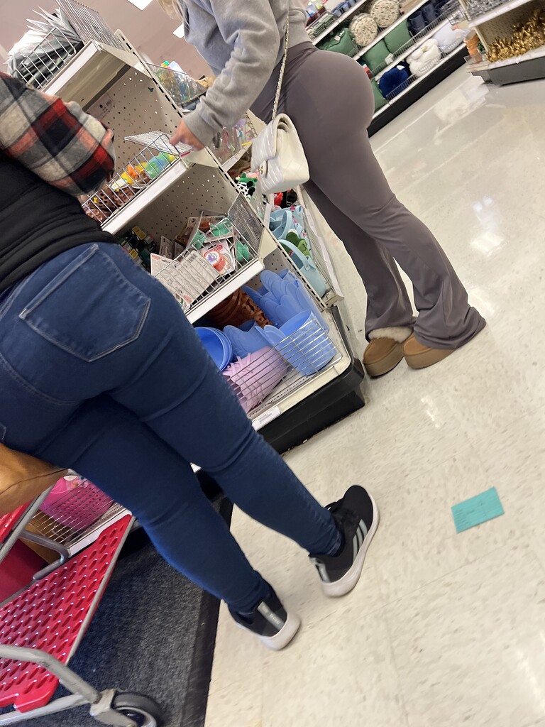 BBL Latina at Target with scrunch leggings - Spandex, Leggings & Yoga ...