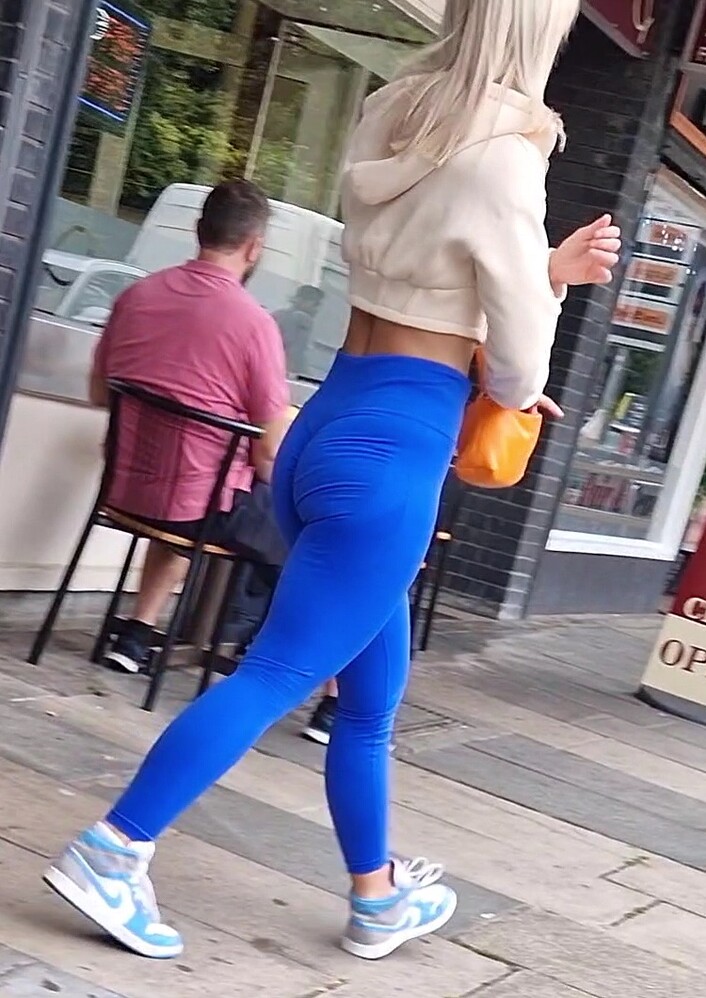 Hot Blonde In Blue Yoga Pants Spandex Leggings And Yoga Pants Forum