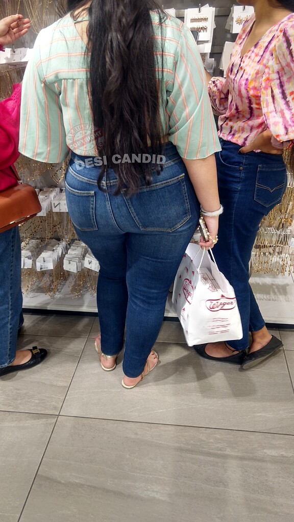 (OC) INDIAN BIG ASS CURVY GIRL SPOTTED IN TIGHT DENIM JEANS - Tight ...