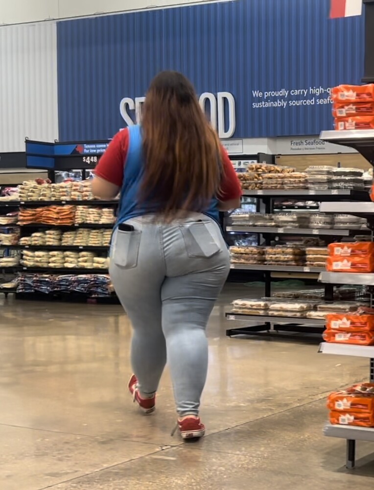 Big Booty Thick Worker Latina In Jeans Bbw Tight Jeans Forum