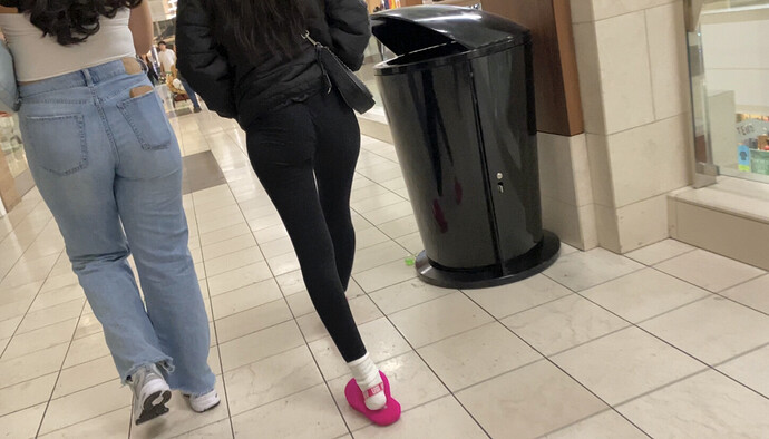 Petite jiggle 🤪 - Spandex, Leggings & Yoga Pants - Forum