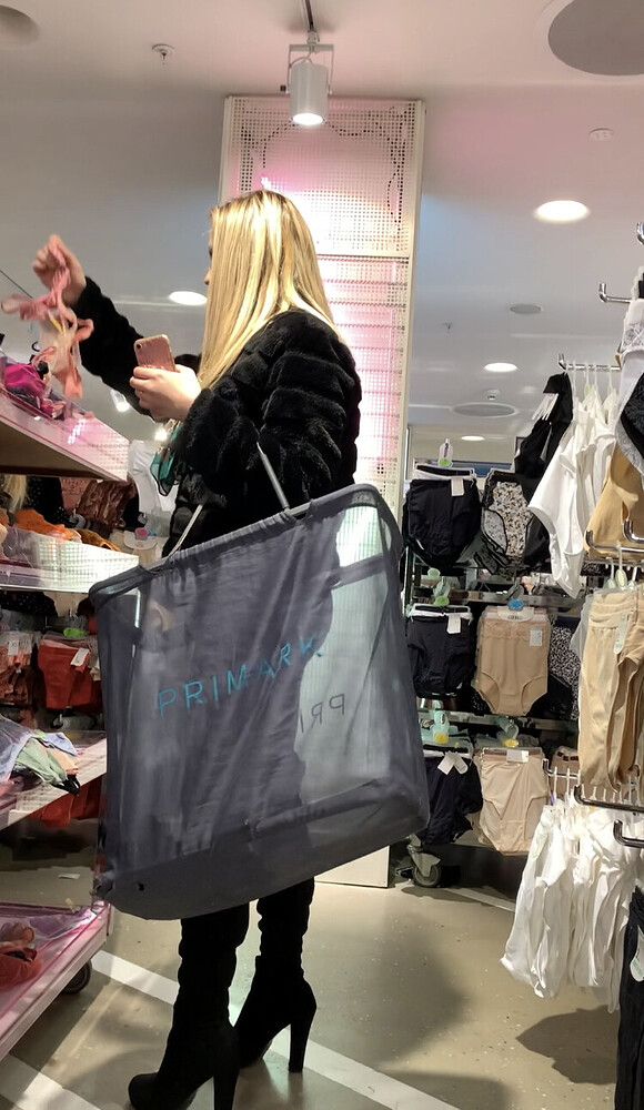 EPIC shiny leggings candid milestone: blonde princess @Primark 😍 (non ...
