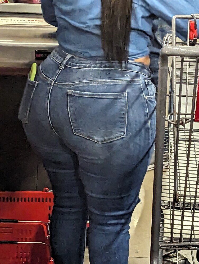 Butterface latina with huge ass in jeans - Tight Jeans - Forum