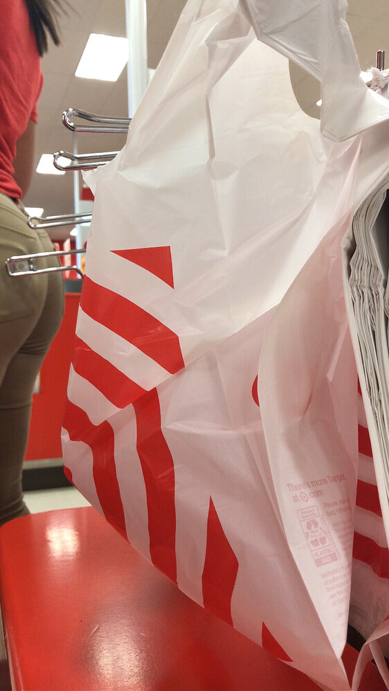 Hot Cashier chic at Target with round derriere - Tight Jeans - Forum