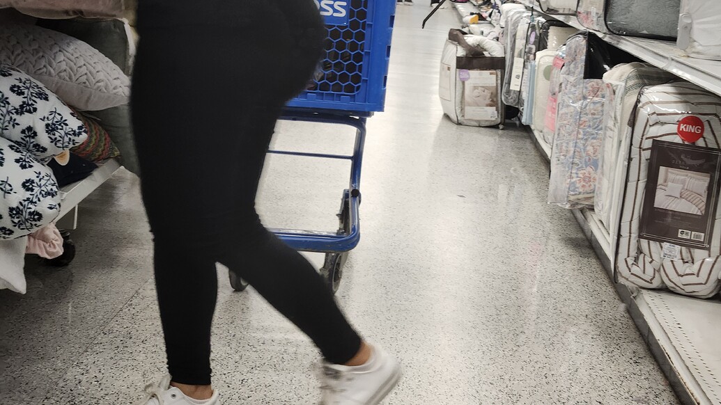 Out In The Wild 3 ( Dumpy BBL of the year candidate) - Spandex ...