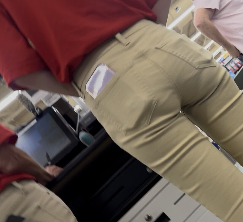 Cute Blonde petite Cashier (OC) VPL tight ass - Tight Jeans - Forum