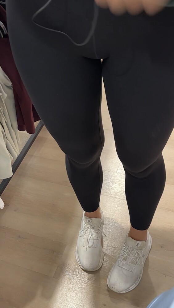 Three Hottest DSG Employees 😮‍💨💦 - Forum