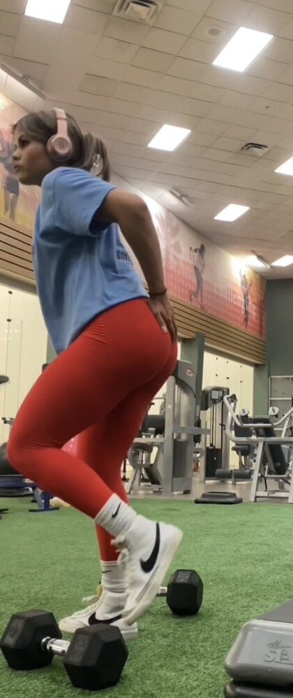 Fat Ass Gym Girl In Leggings Spandex Leggings And Yoga Pants Forum