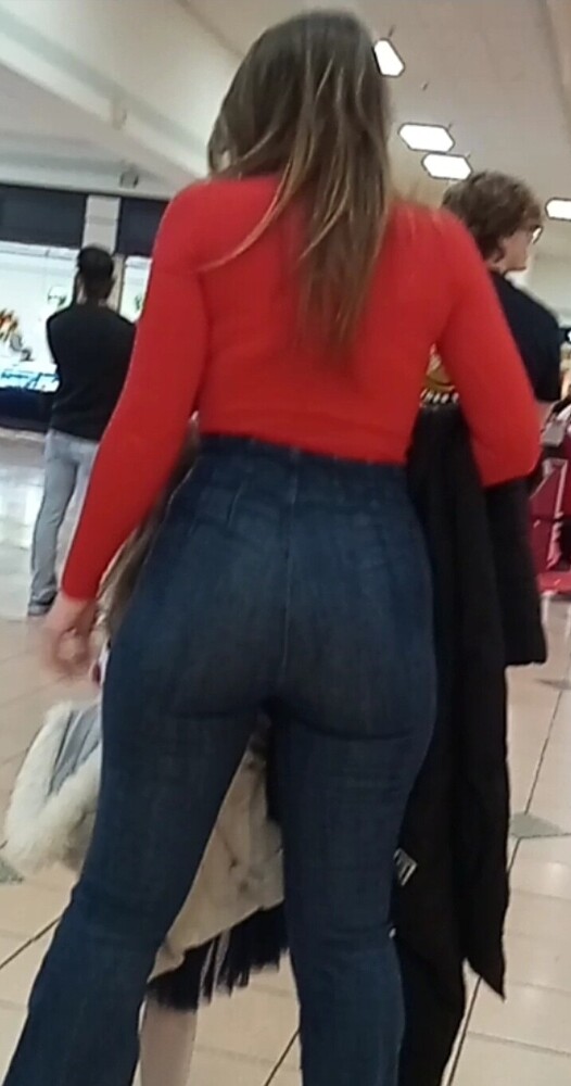 Pawg Goddess At The Mall Tight Jeans Forum