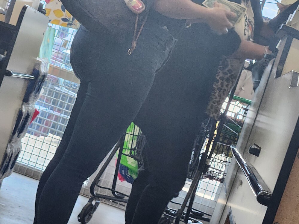 Out In The Wild 25 ( Massive BBL on a latina ) - Tight Jeans - Forum