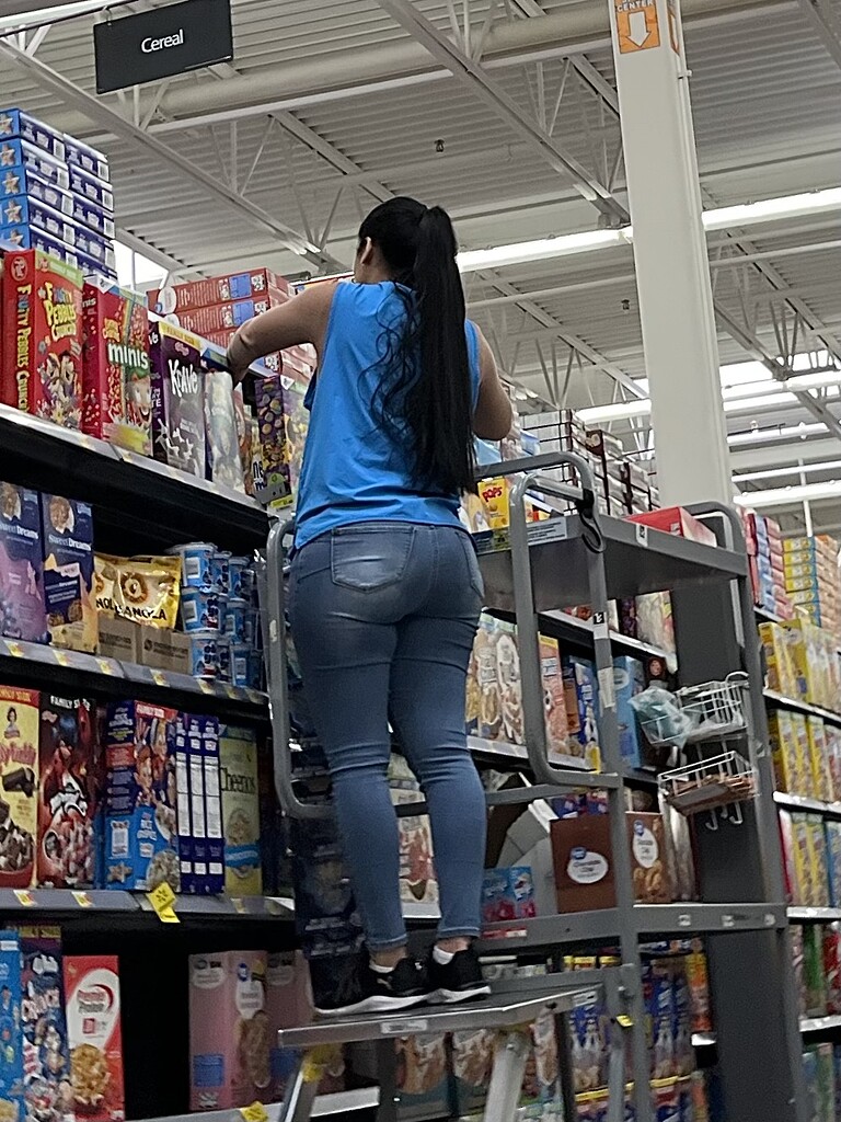 Walmart Worker🥵 (4th time capping) - Tight Jeans - Forum