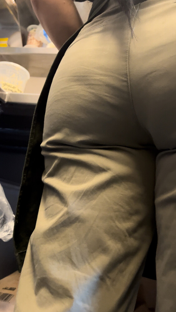 Latina milf tight vpl - Tight Jeans - Forum